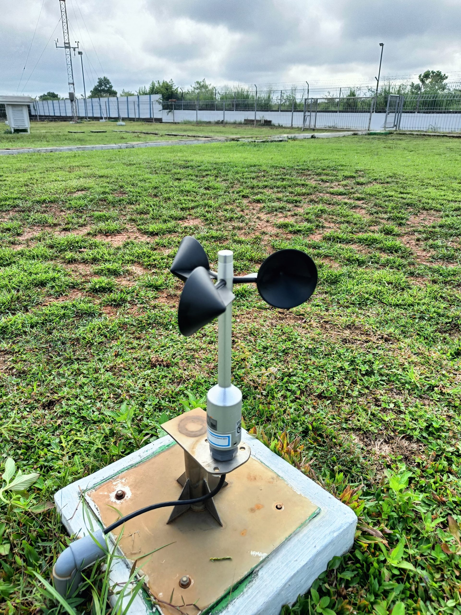 Panci Penguapan (Open Pan Evaporimeter) – Stasiun Klimatologi Sumatera ...